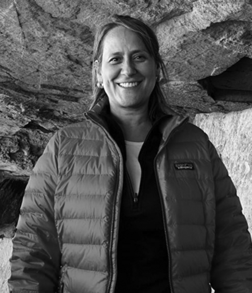 Ana Liz Flores - Hacela Rodar